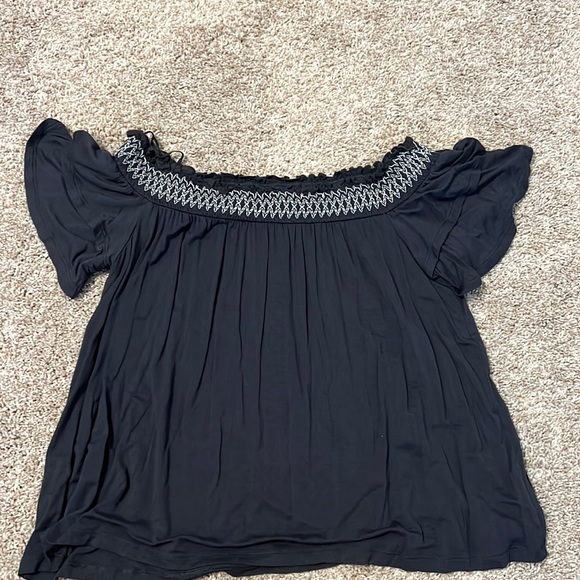 American Eagle Outfitters | Tops | Flutter Sleeve Off The Shoulder ...